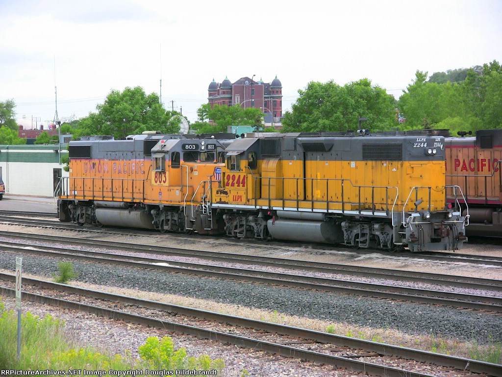 Two GP38s